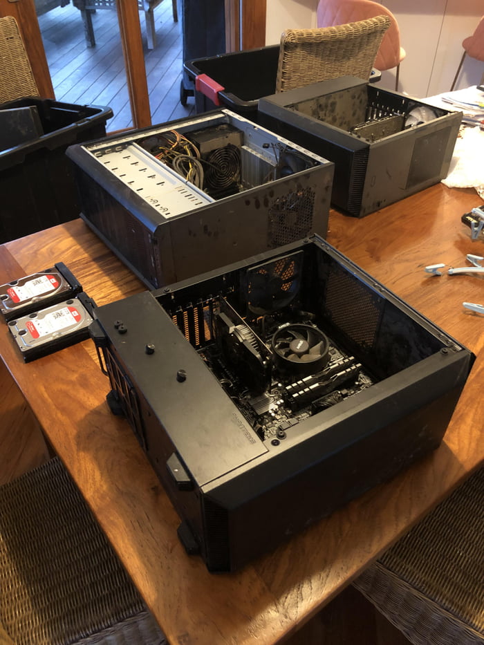 Is it possible to repair computers submerged in flood water? - 9GAG