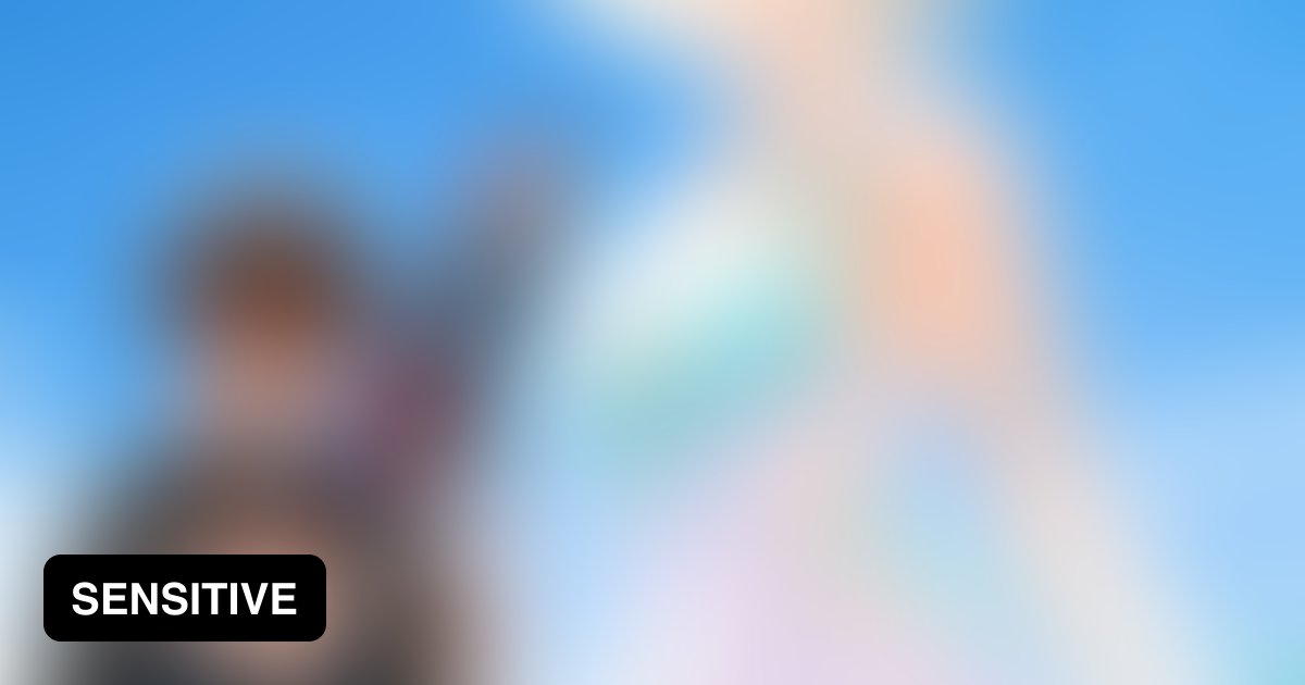 Micchan & Nacchan on The Beach - 9GAG