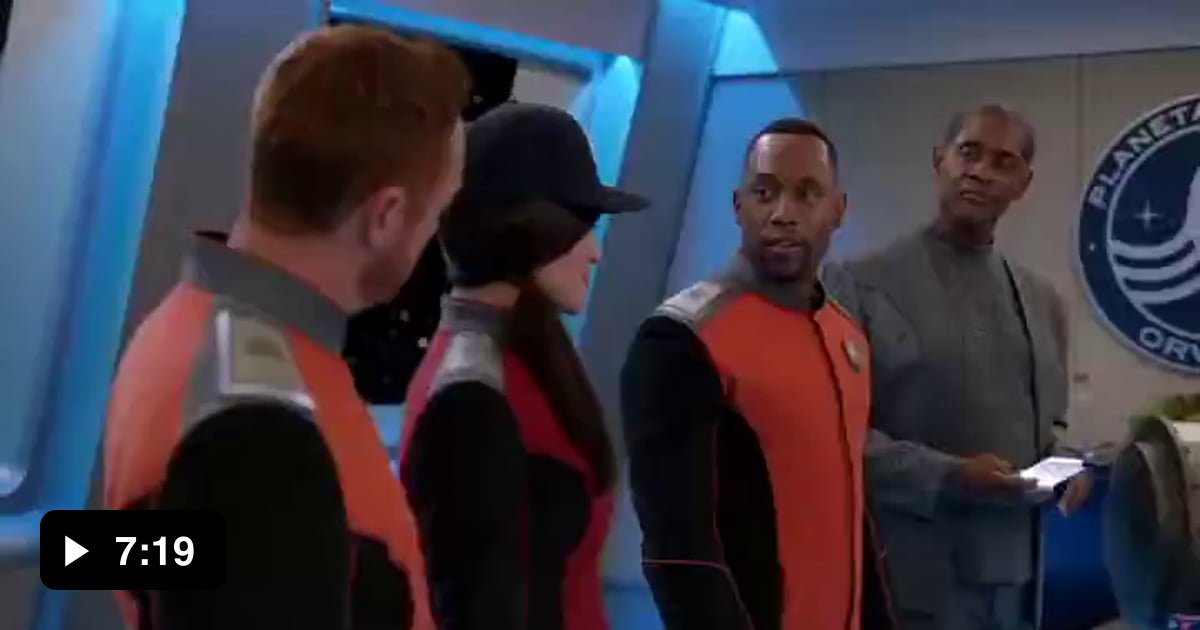 The Orville: Bortus and Klyven discover the joy of smoking ("Lasting ...