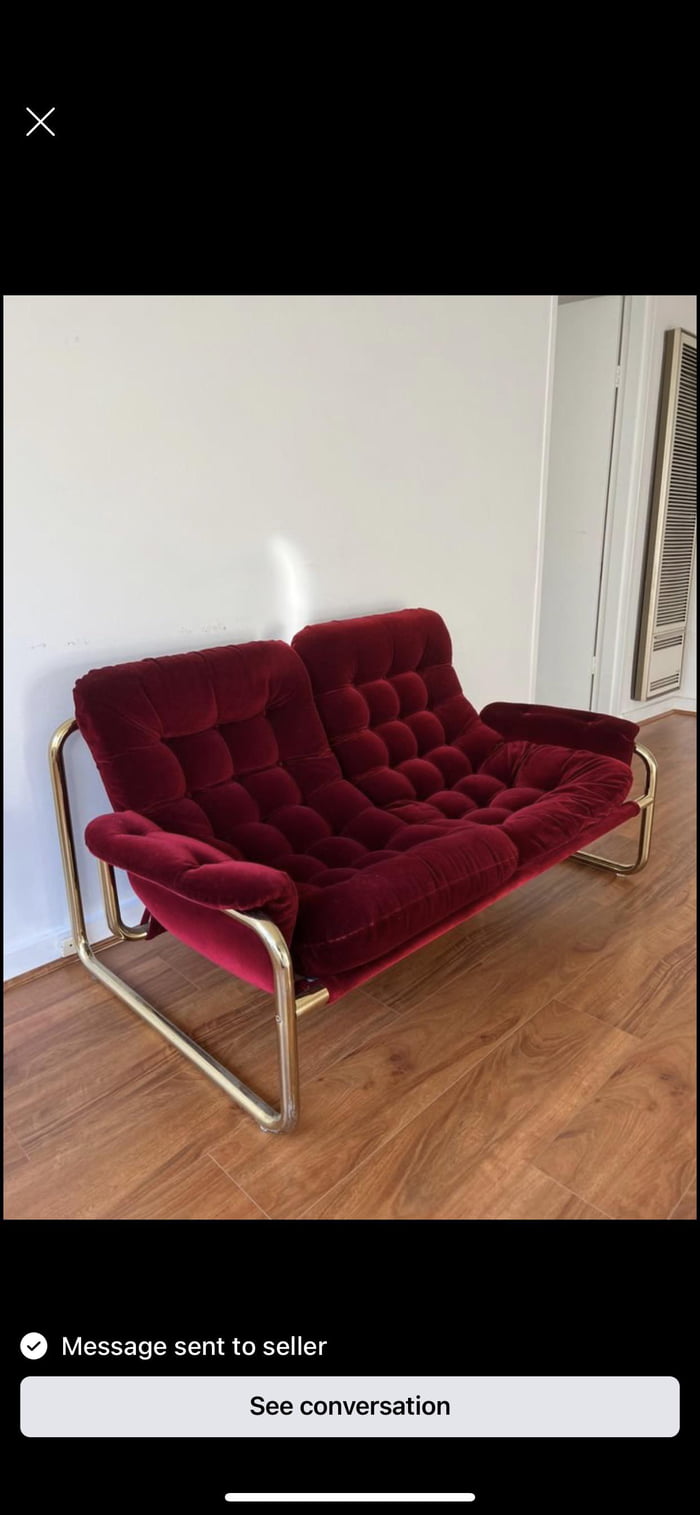 Help me identify this couch!! - 9GAG