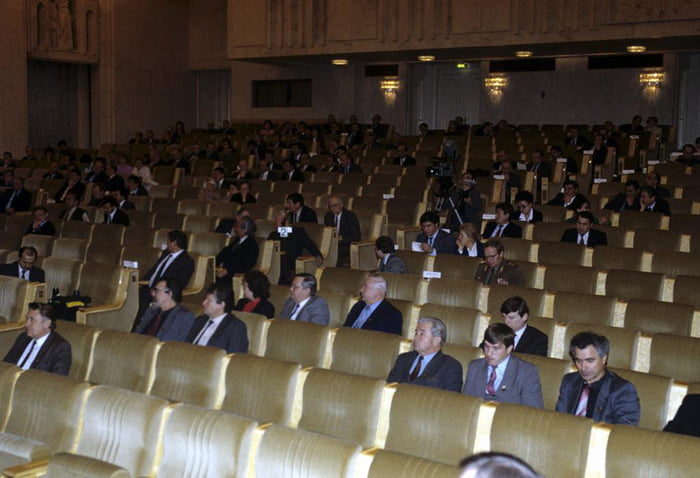 The vote that ended the existence of the USSR (26 December, 1991) - 9GAG