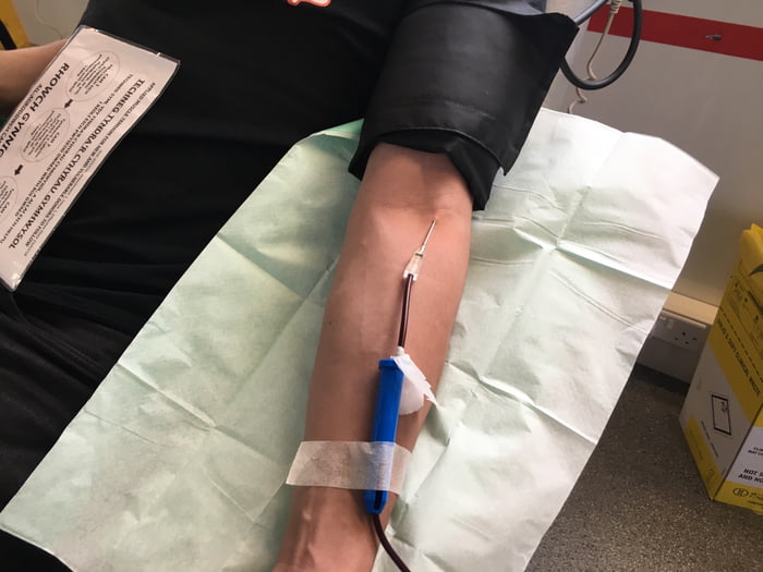 First time giving blood, been planning this for a while - 9GAG