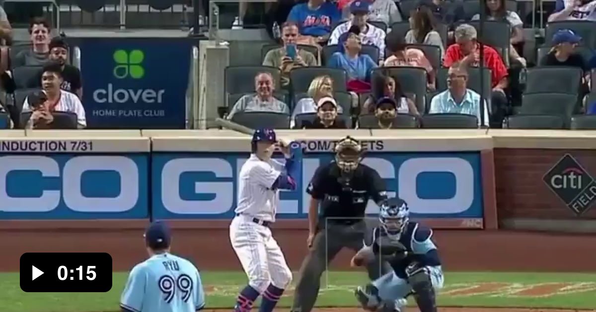 Covering 79ft (24m) in 4.6 seconds to make a diving catch - 9GAG