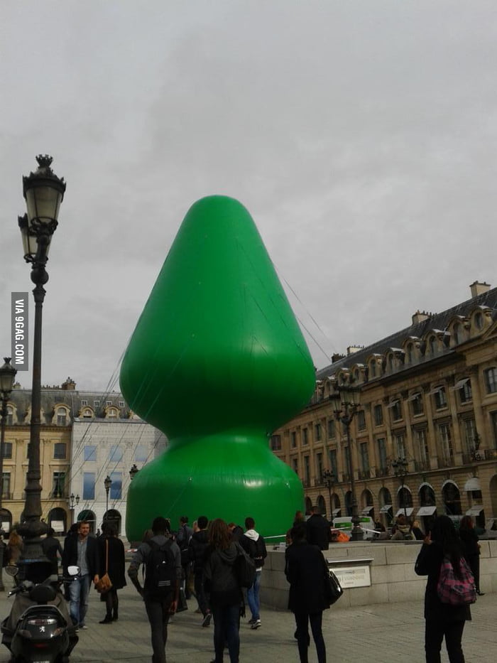 So, they installed a "Christmas Tree" in the middle of Paris... - 9GAG