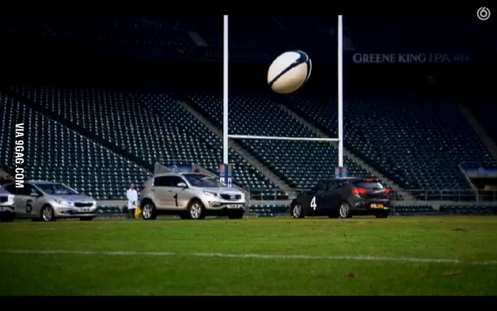 Car rugby. Only on British 'Top Gear'. - 9GAG