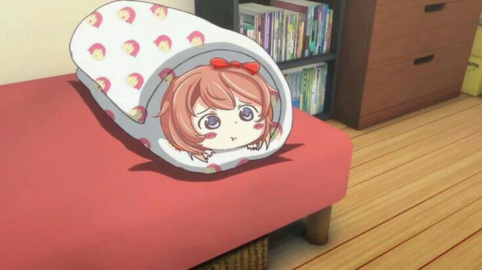 Sayori roll - 9GAG