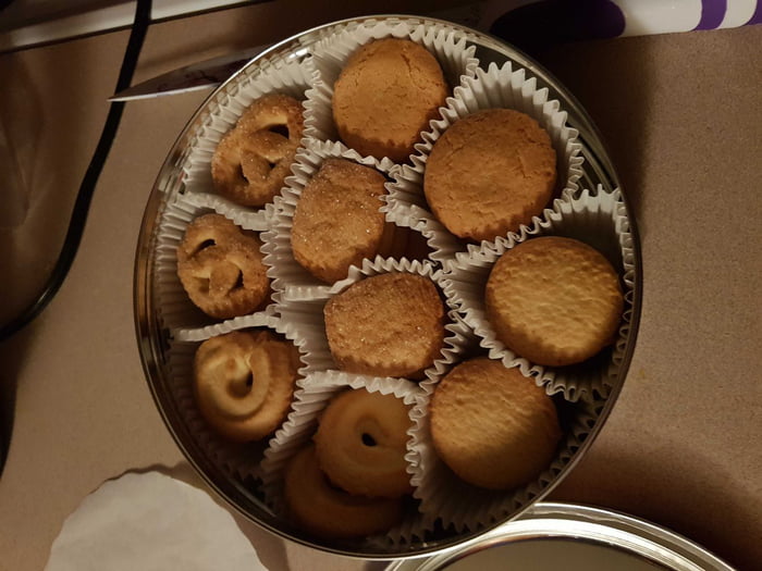 Bought a sewing kit, but I got butter cookies instead! WTF? - 9GAG