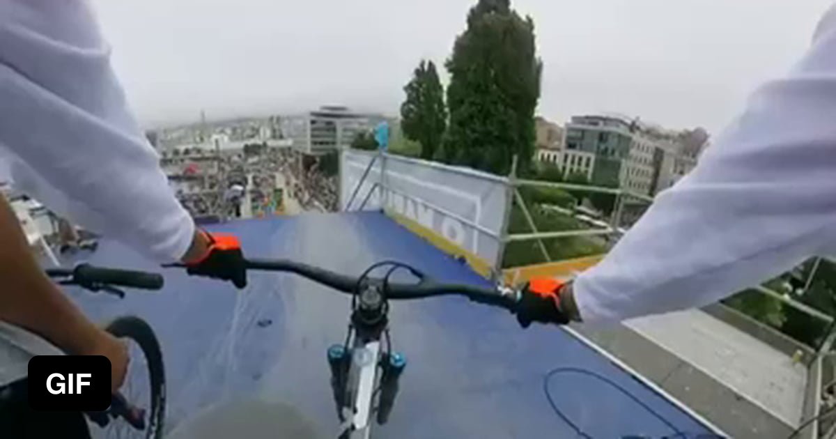 This camera’s center of gravity remains stable even with flips and 360s ...