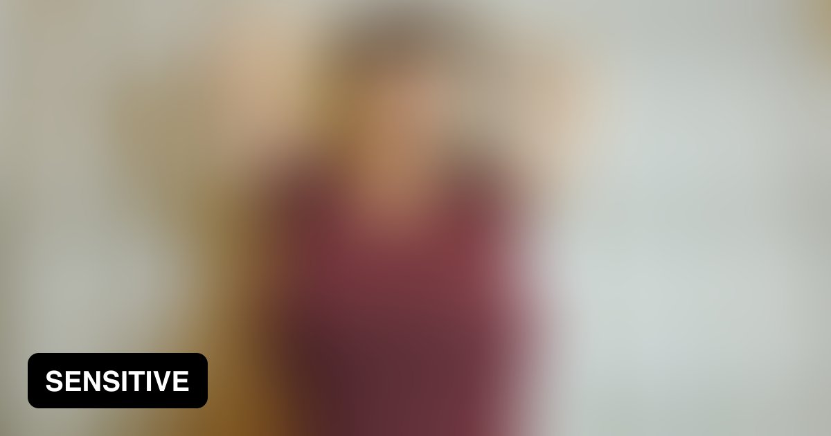 Way too busty to hide - 9GAG