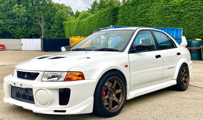 EVO V RS ready for the road - 9GAG