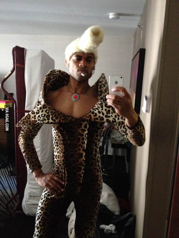 Fifth Element Super Green! - 9GAG