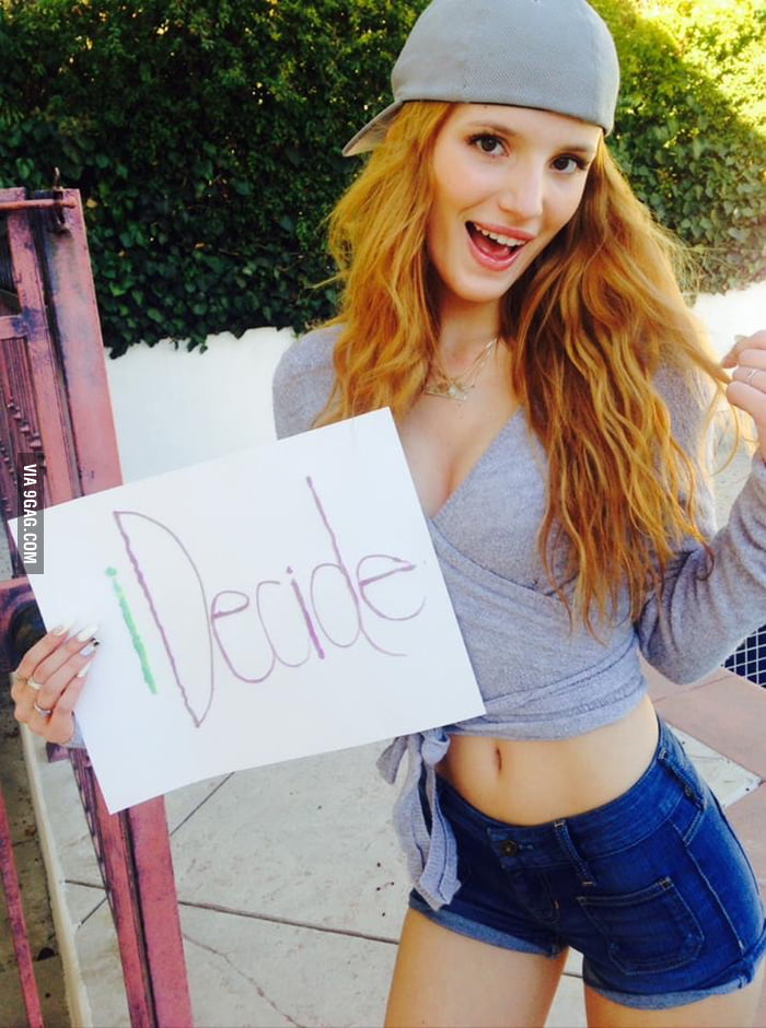 Bella Thorne - 9GAG