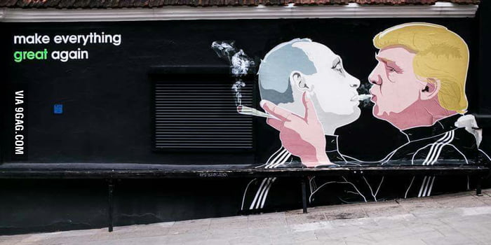 Renewed graffiti of Trump and Putin in Vilnius. - 9GAG