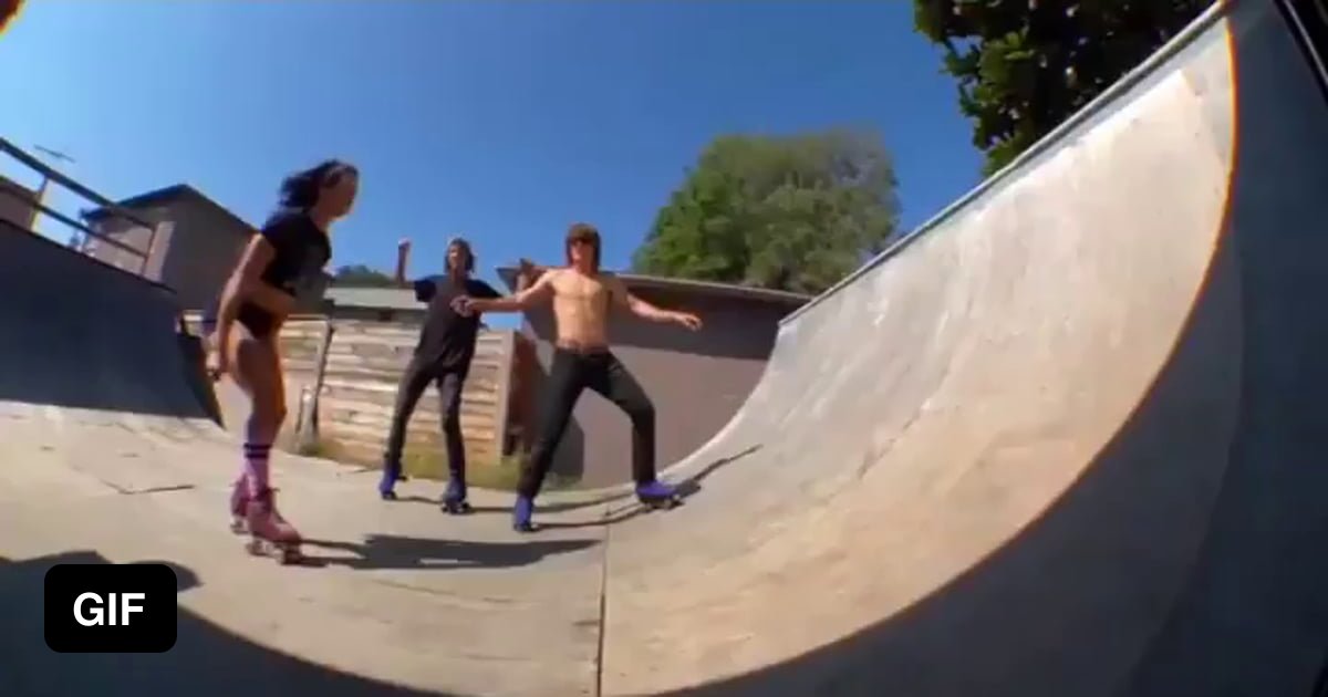 Roller girl backflip - 9GAG