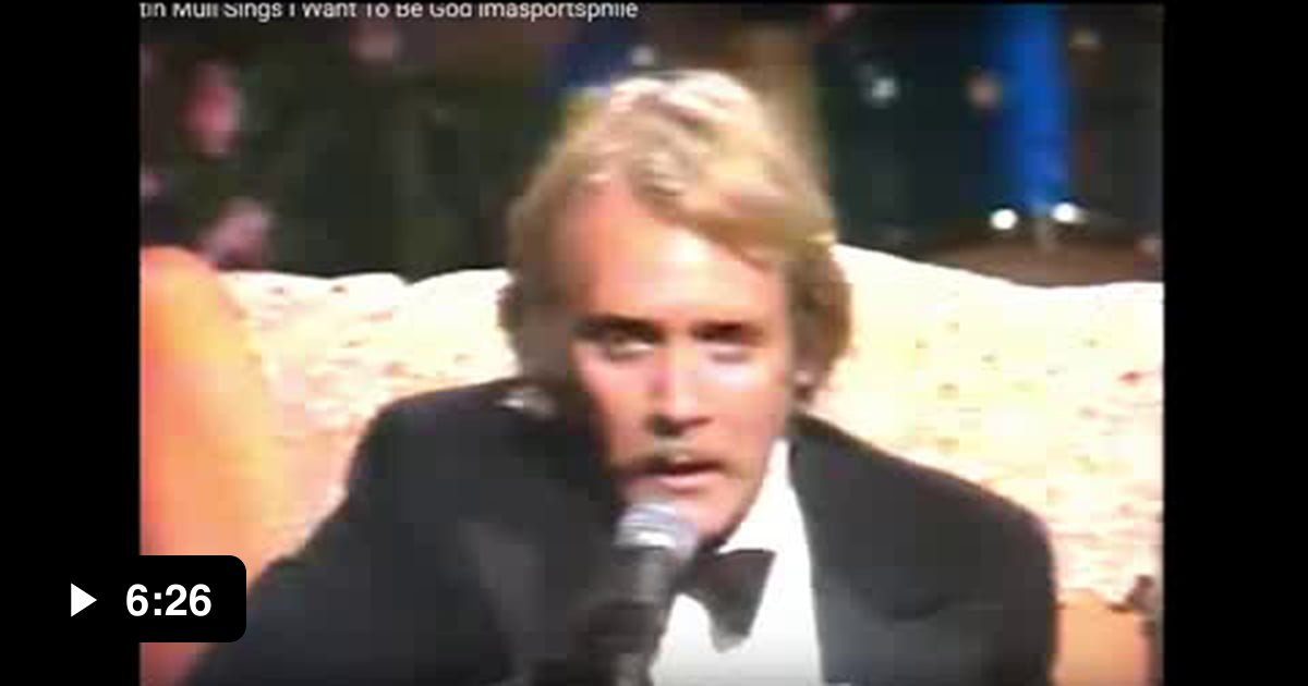 R.I.P. Martin Mull . A great musician and sharp comedian. - 9GAG