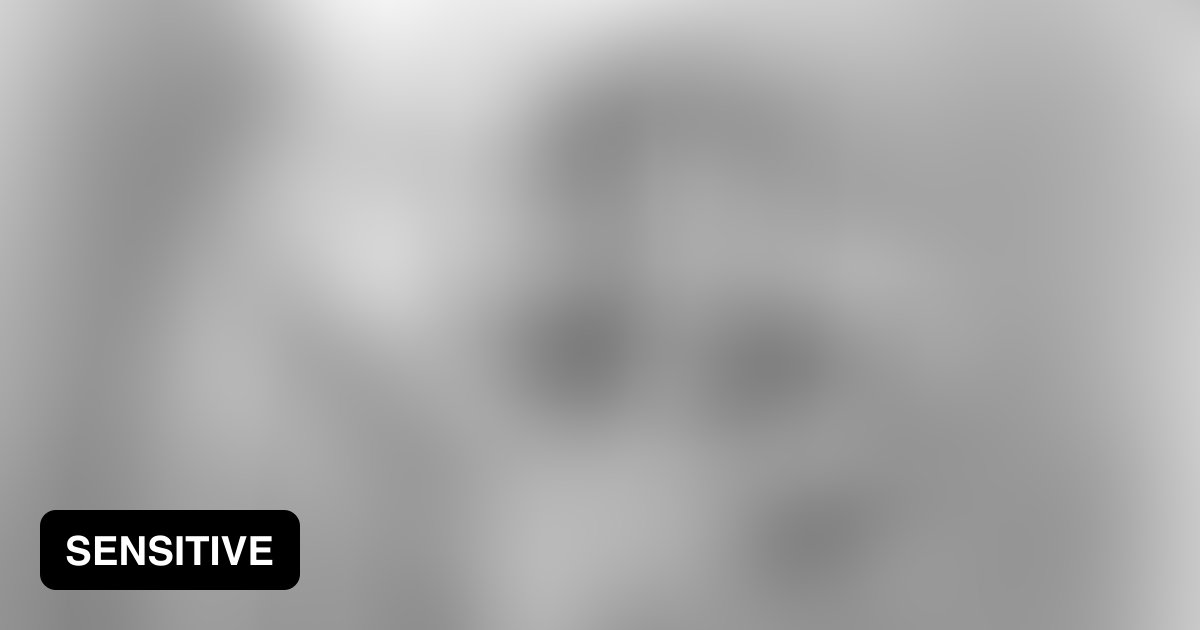 Barbara Eden (1960s) - 9GAG