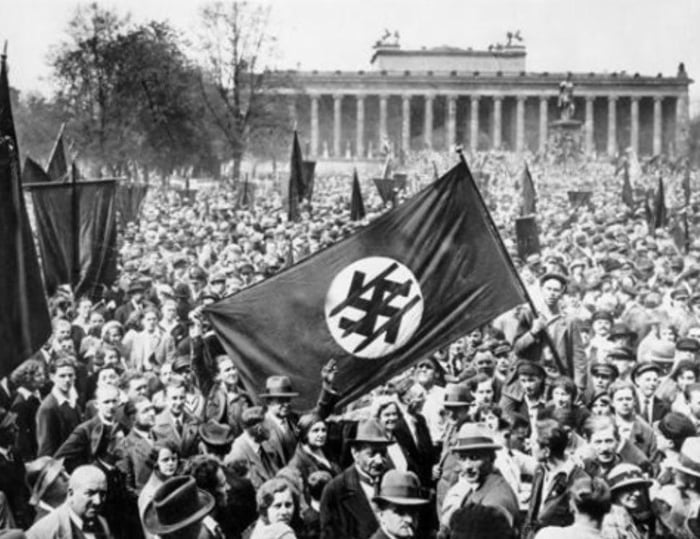 Massive Anti-Nazi Protest in Berlin, 1933. (970x747) - 9GAG