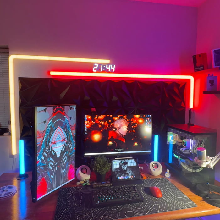 First ever setup - 9GAG