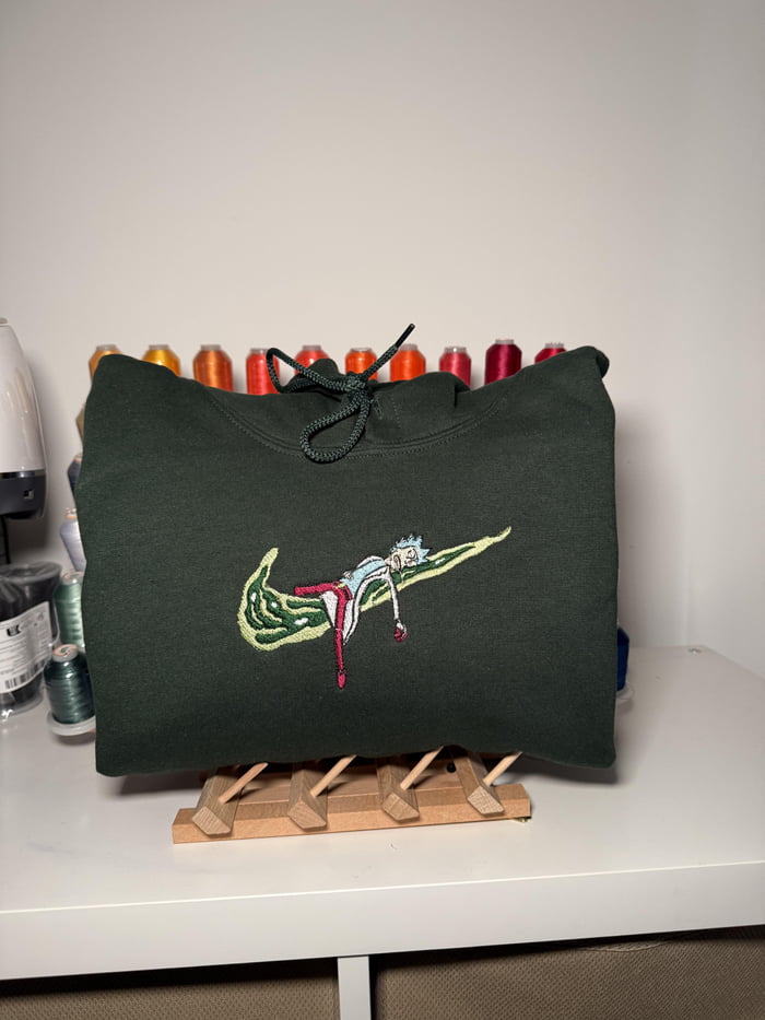 Perfect jumper to showcase Rick Lol - 9GAG