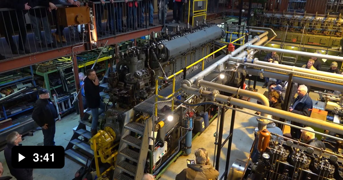 UBoat diesel engine - 9GAG