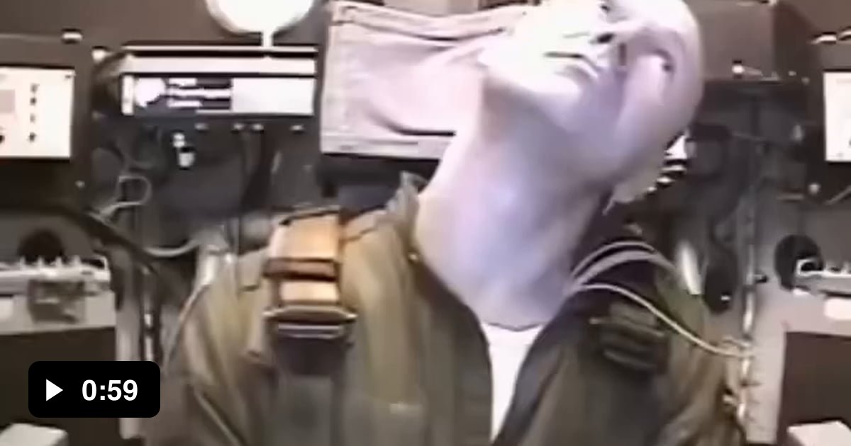 9 times gravity - 9GAG