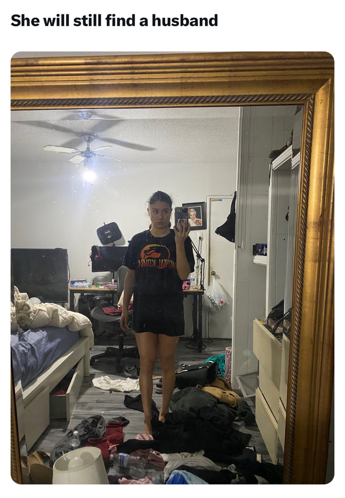 Women live on an easy mode - 9GAG