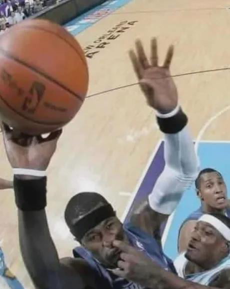 Flagrant Foul ?? - 9GAG