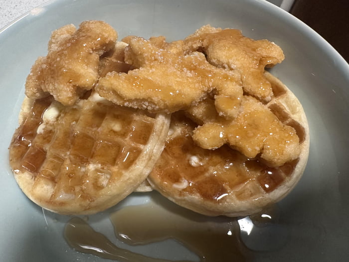 Chicken & waffles - 9GAG