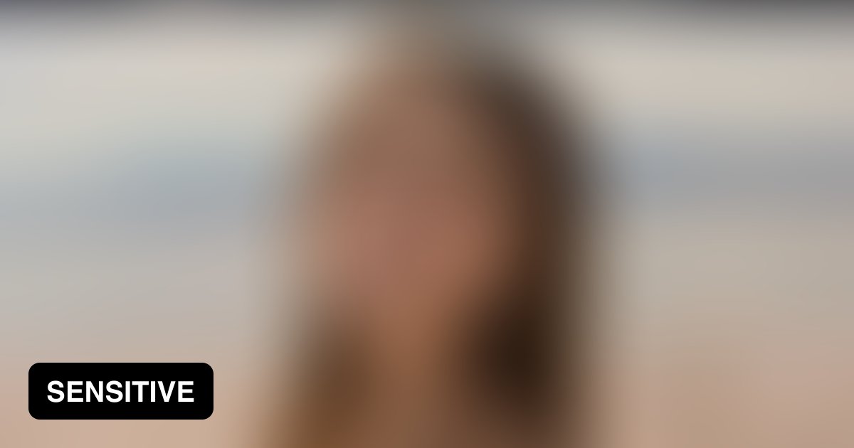 Not much covering - 9GAG