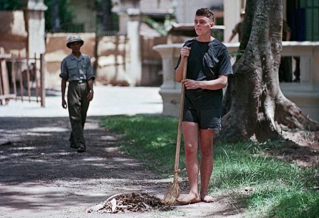 An American POW was nicknamed “The Incredibly Stupid One” by his ...