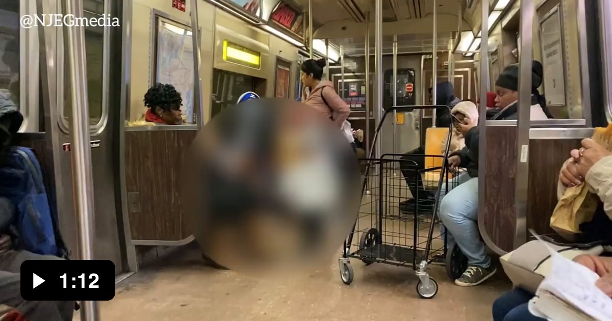 Migrant mango and candy vendors in New York City subways - 9GAG