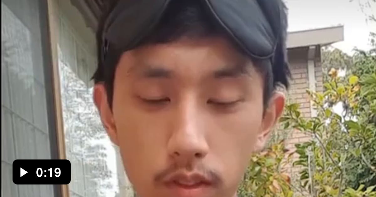 Guy solves Rubik’s cube blindfolded while reciting digits of pi (credit: Jack Cai) - 9GAG