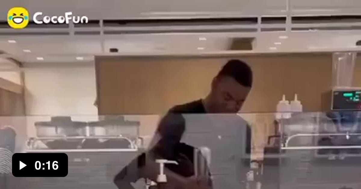 Barista customer service is on point. - 9GAG