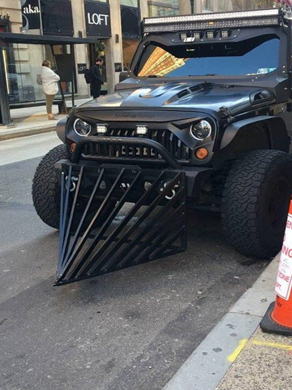 When you are a jeep, but identify as a train... - 9GAG