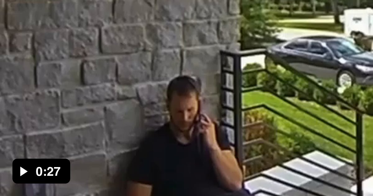 Checking in on her dad after she saw him sitting outside. - 9GAG