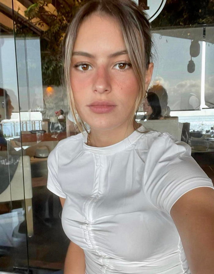 Katia Bada Fialdini - 9GAG