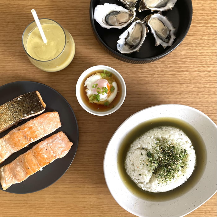Crispy skinned salmon & furikake on matcha ochazuke, onsen egg in broth ...