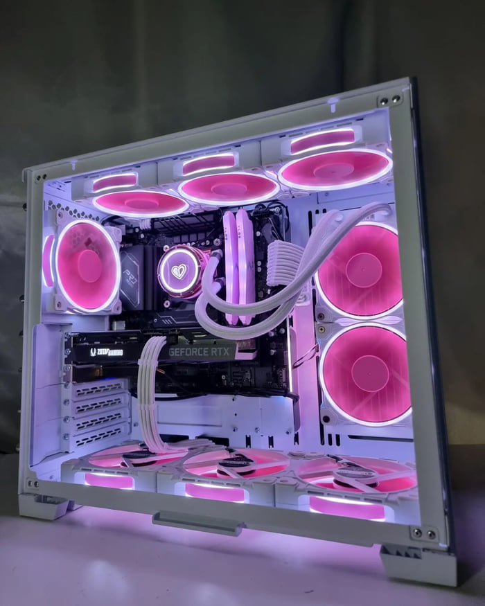 [Build] hello fellow girl gamers !! :) - 9GAG