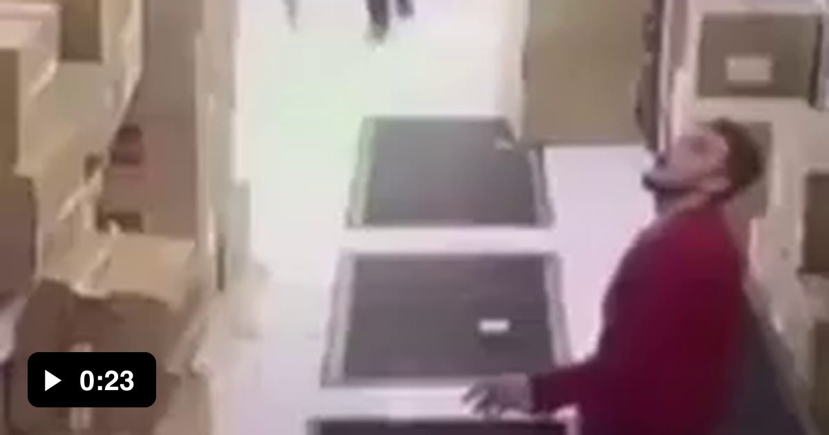 Man survives reported 40 foot drop and walks away like nothing happened ...