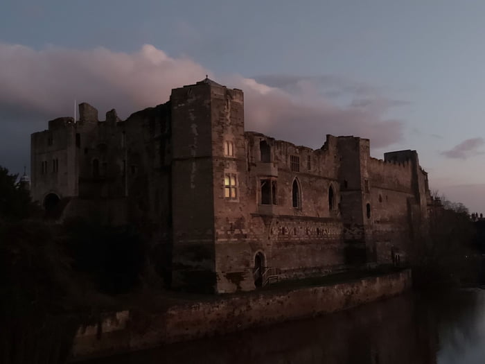 Medieval ruin in Newark, Nottinghamshire - 9GAG