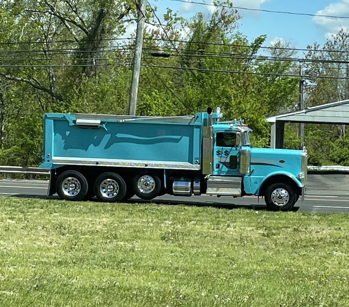 Clean Peterbilt - 9GAG