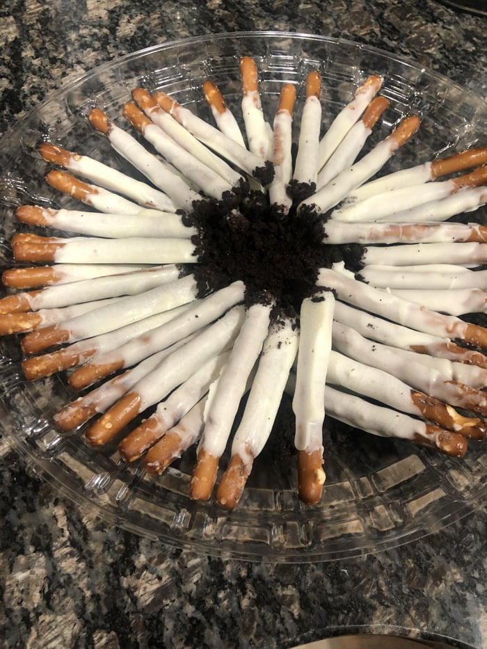Thanks for the ashtray tray chocolate pretzel idea. Had to swap poppy’s ...