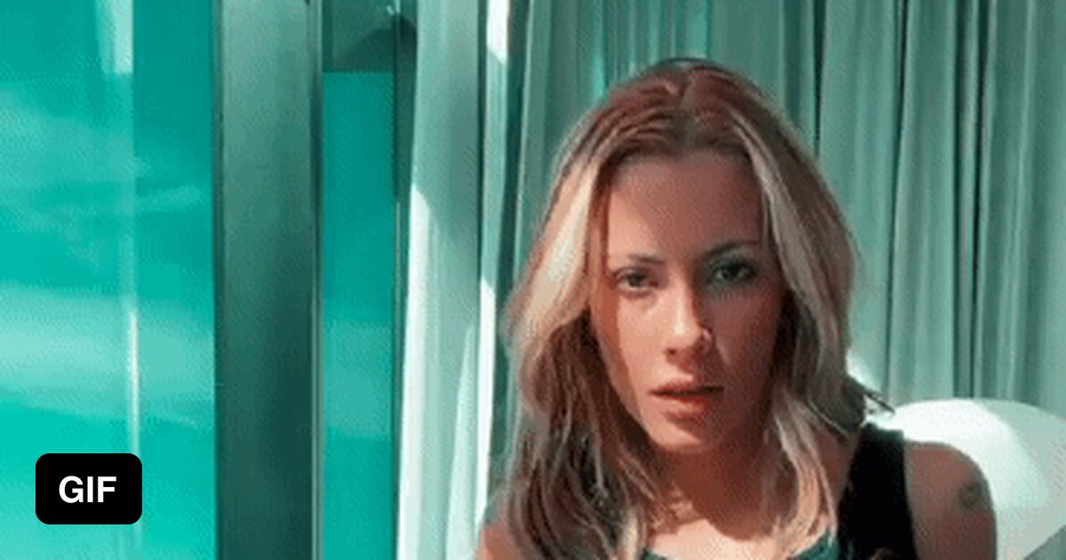 Thongs try on - 9GAG