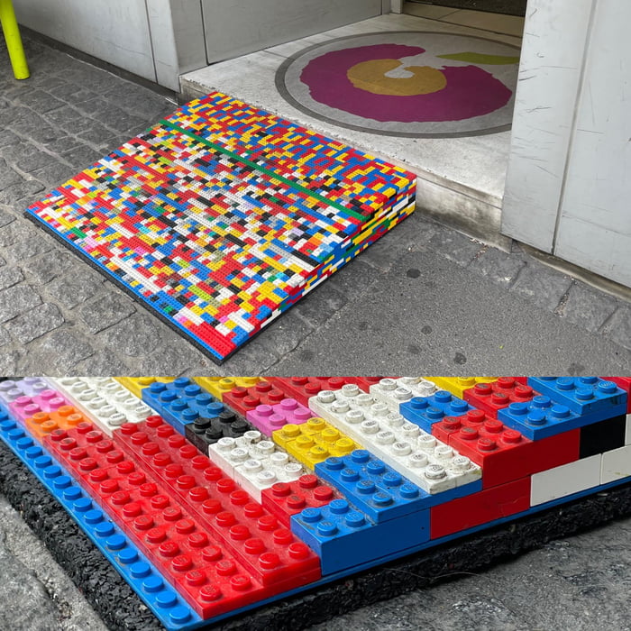 This wheelchair ramp is made out of Legos. - 9GAG