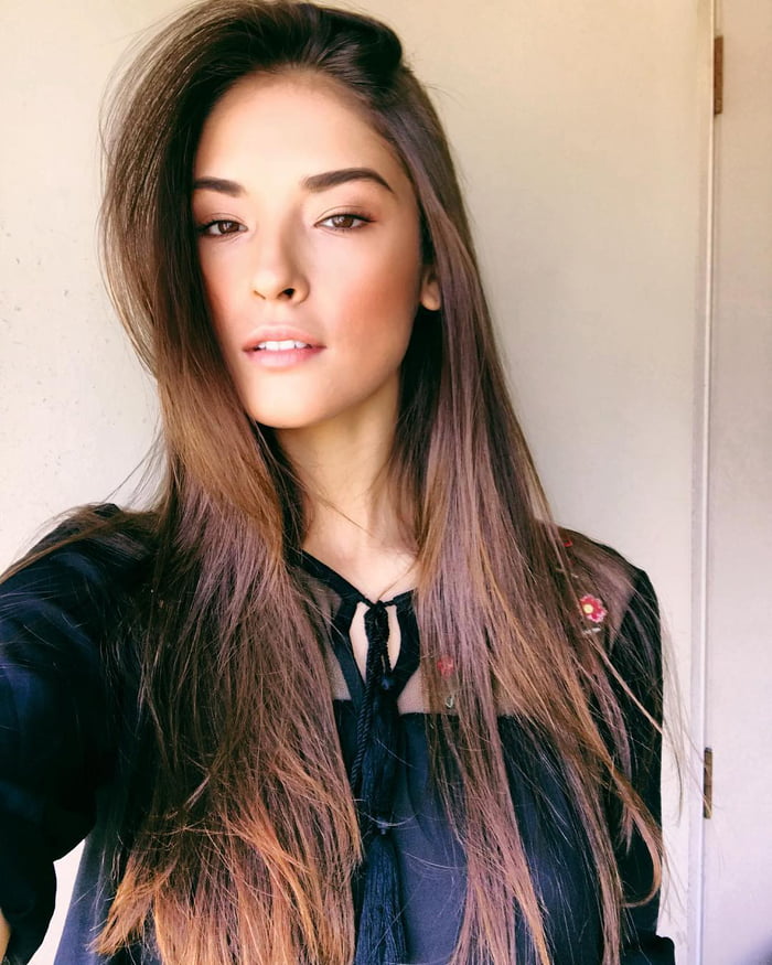 Leticia Guedes - 9GAG