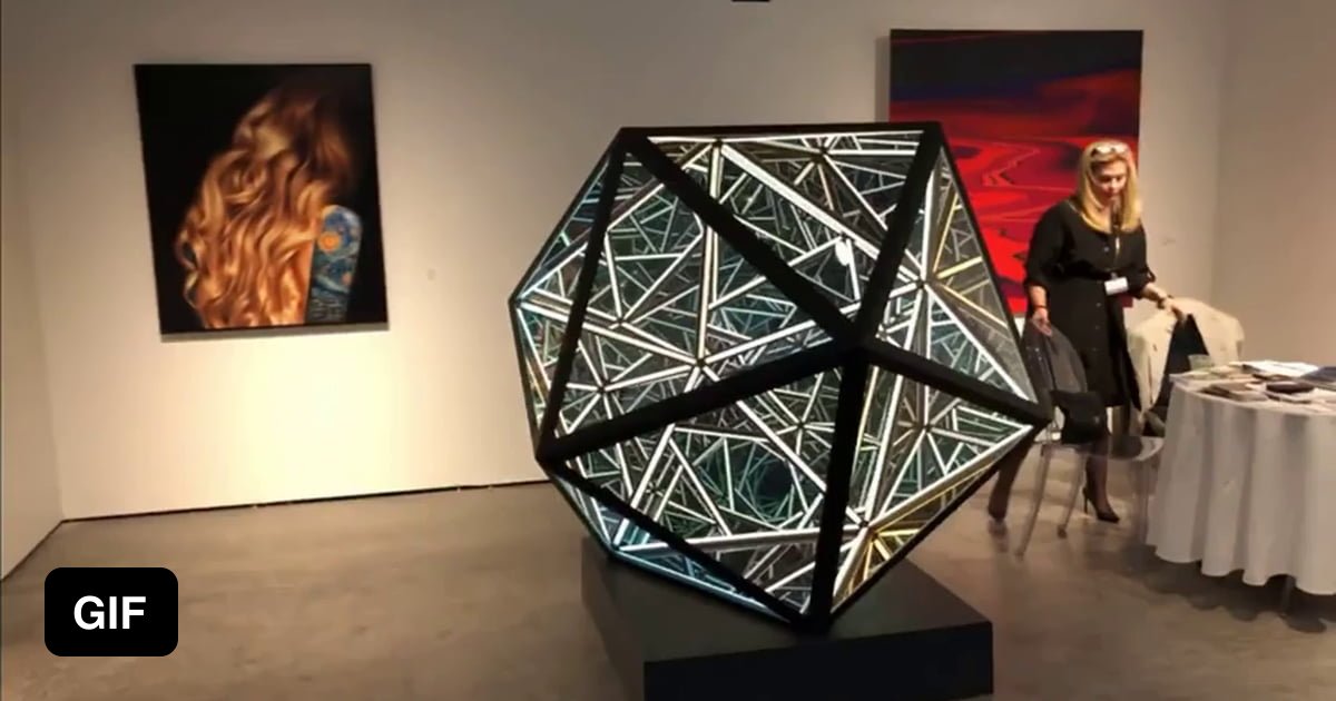 This incredibly confusing art piece - 9GAG