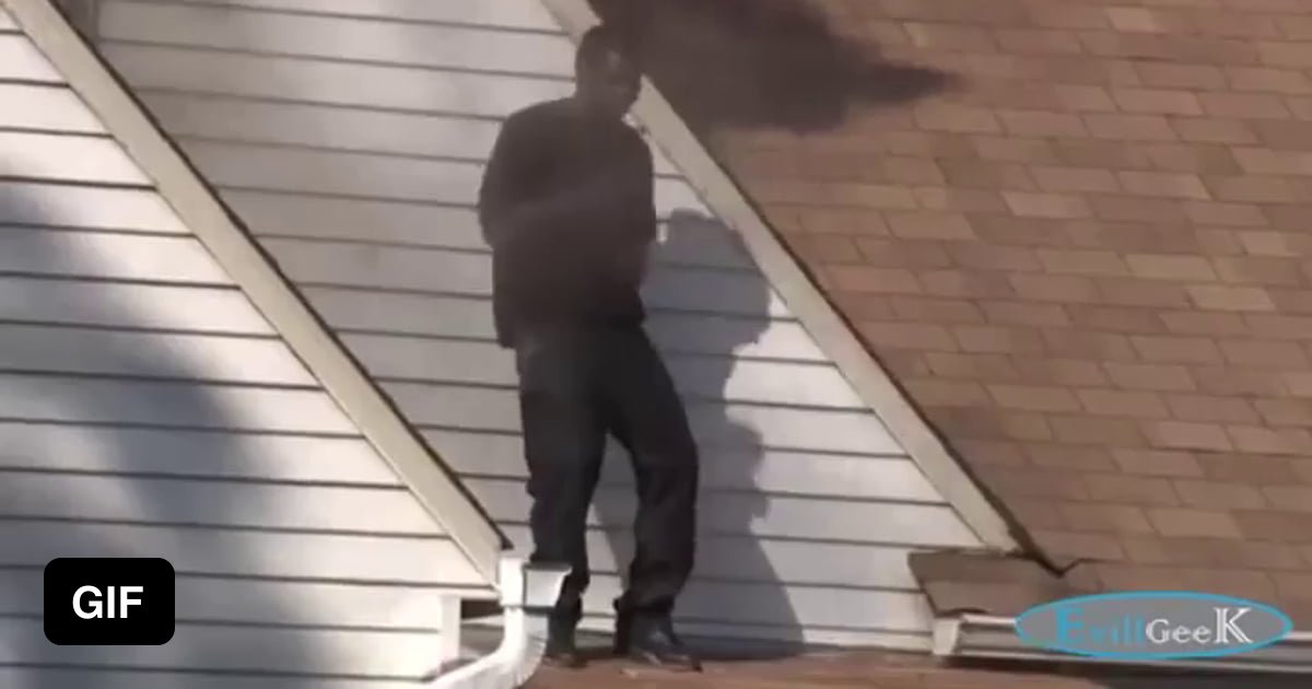 This dude's just dancing on the roof of the burning building waiting to be rescued - 9GAG