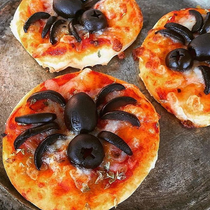 Spider pizza - 9GAG