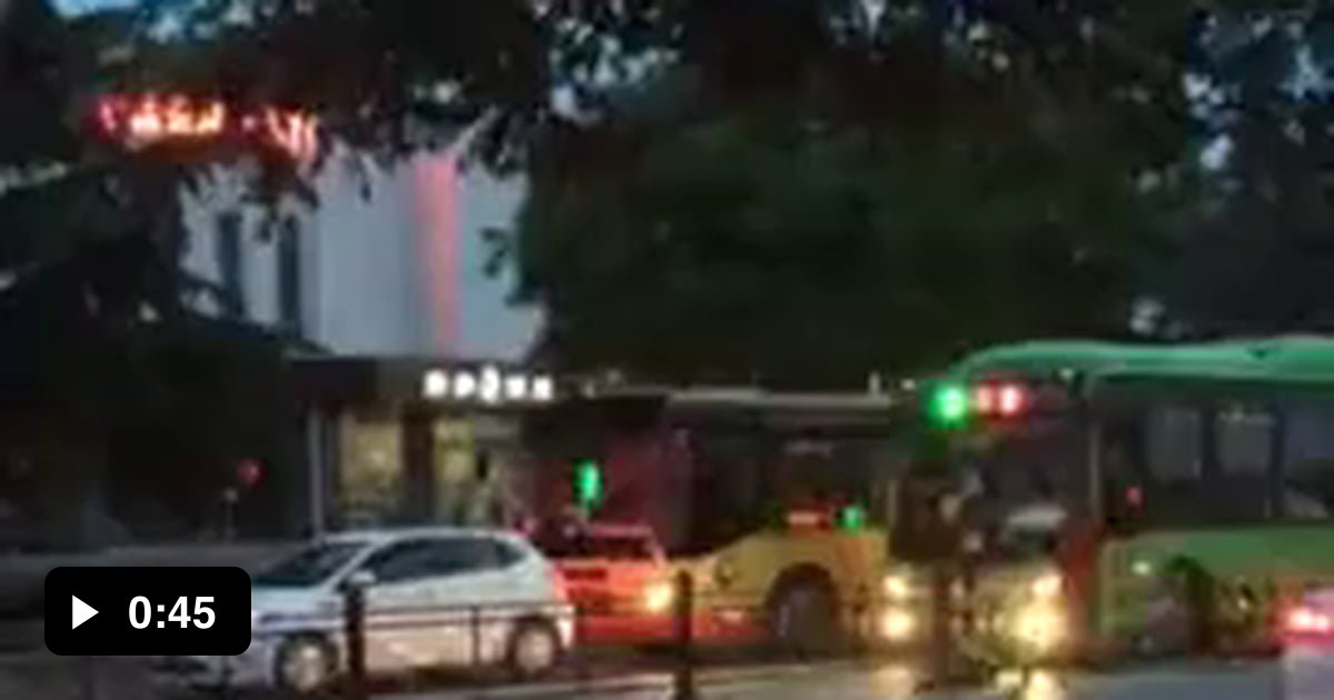 Start and stop, offer: bus driver!! - 9GAG