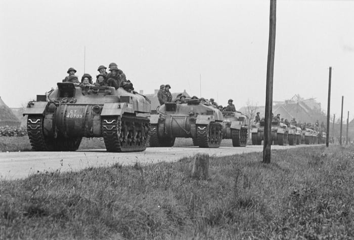 Kangaroo APCs belonging to the 1st Canadian Armored Personnel Carrier ...